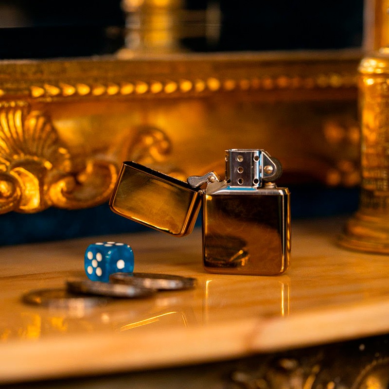 Ignite - Ultimate Hand Flasher by Urbain and Gentlemen's Magic Color ...